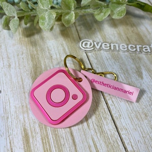 Smart Business Keychain, Instagram Profile Keychain, Scannable Keychain ...