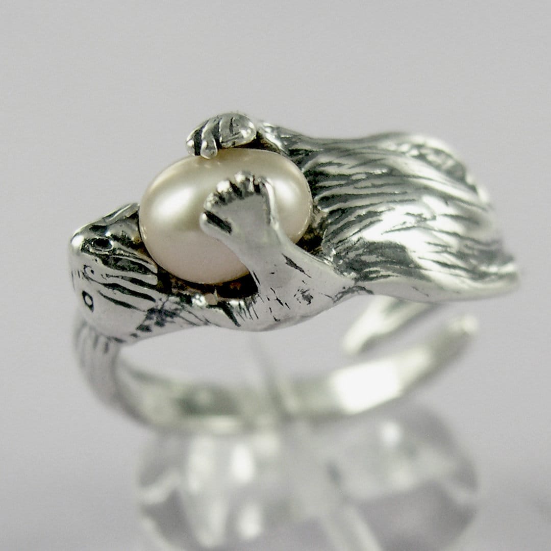 Otter Ring With Pearl - Etsy