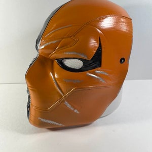 Deathstroke Reaper Version Half Skull Helmet Mask and Backplate Ninja ...
