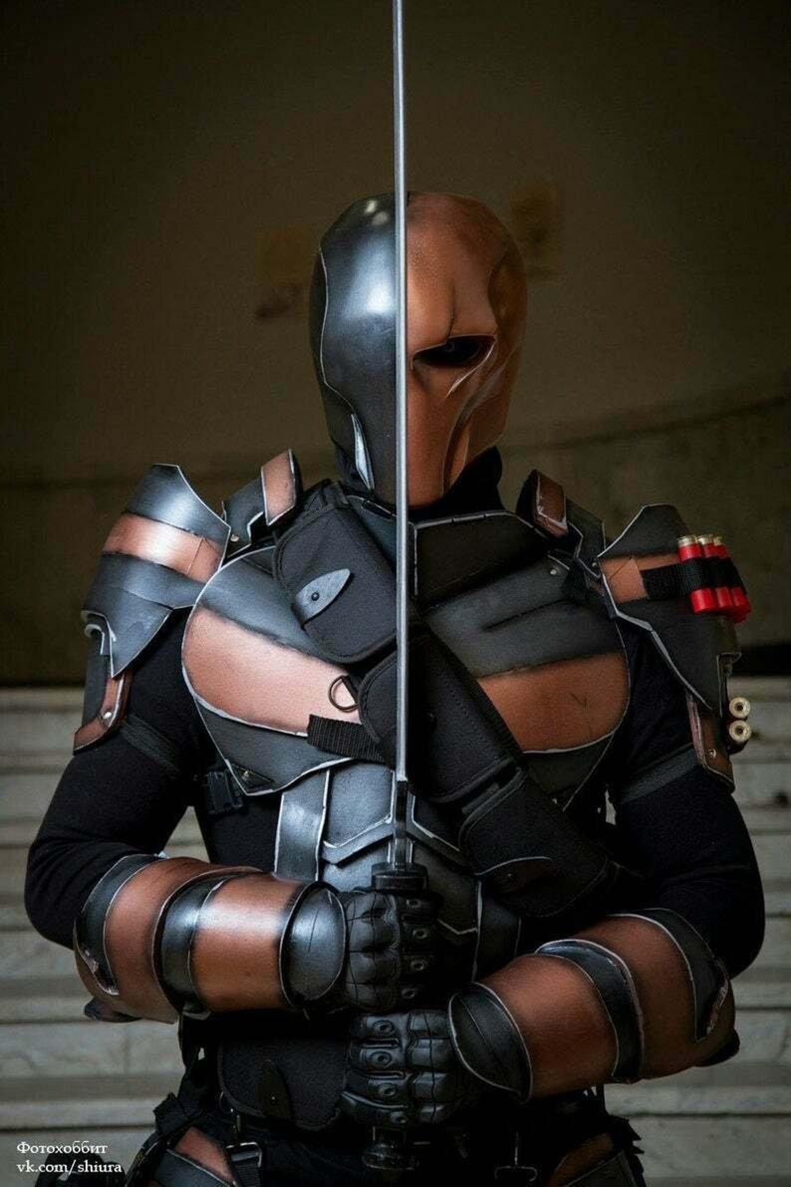 Deathstroke Helmet Mask and Backplate Cosplay Costume Comics Halloween ...