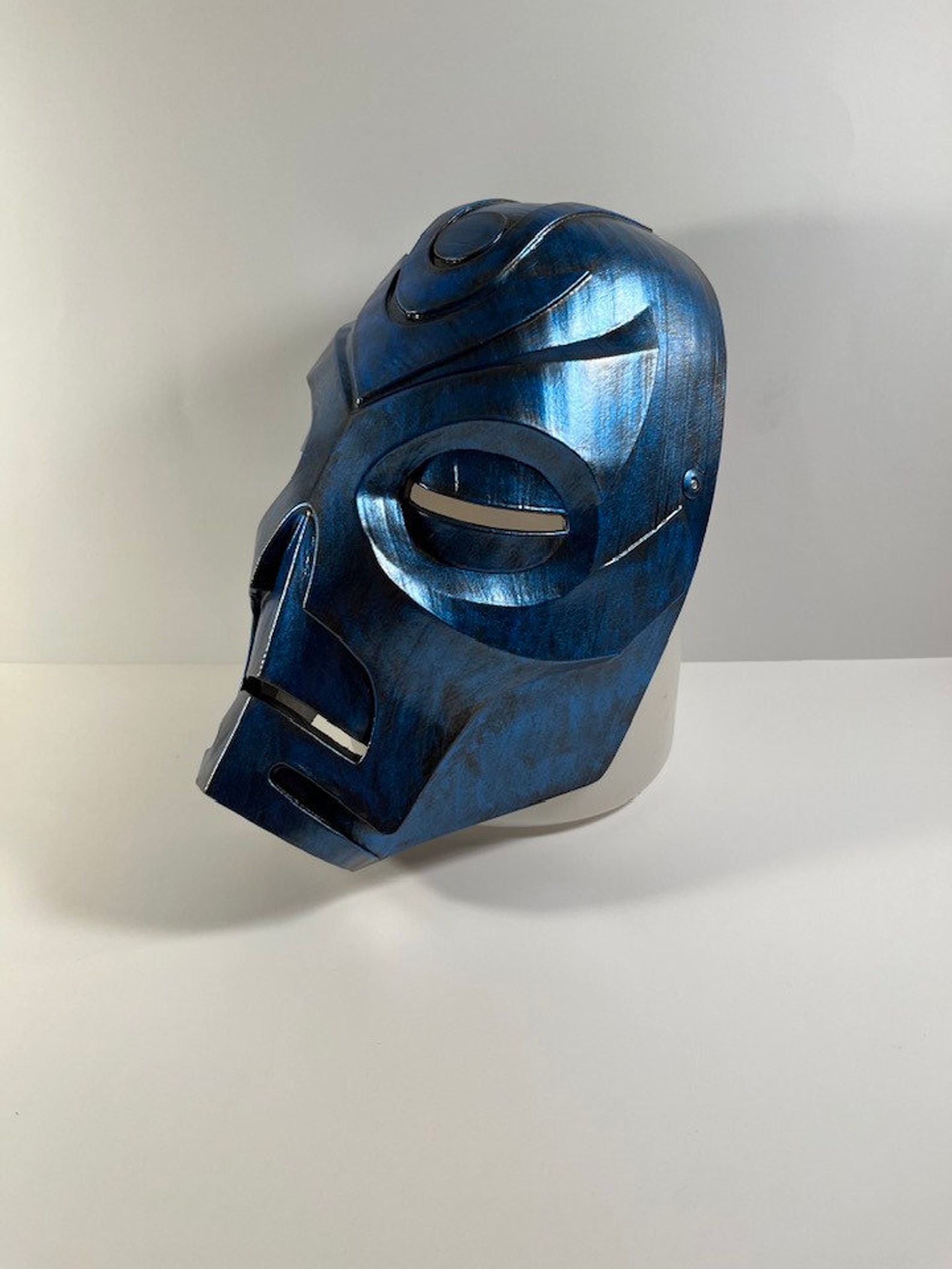 Dragon Priest Mask Morokei Metallic Blue, Gunmetal Version Skyrim Elder ...