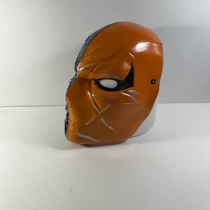 Deathstroke Reaper Version Half Skull Helmet Mask and Backplate Ninja ...