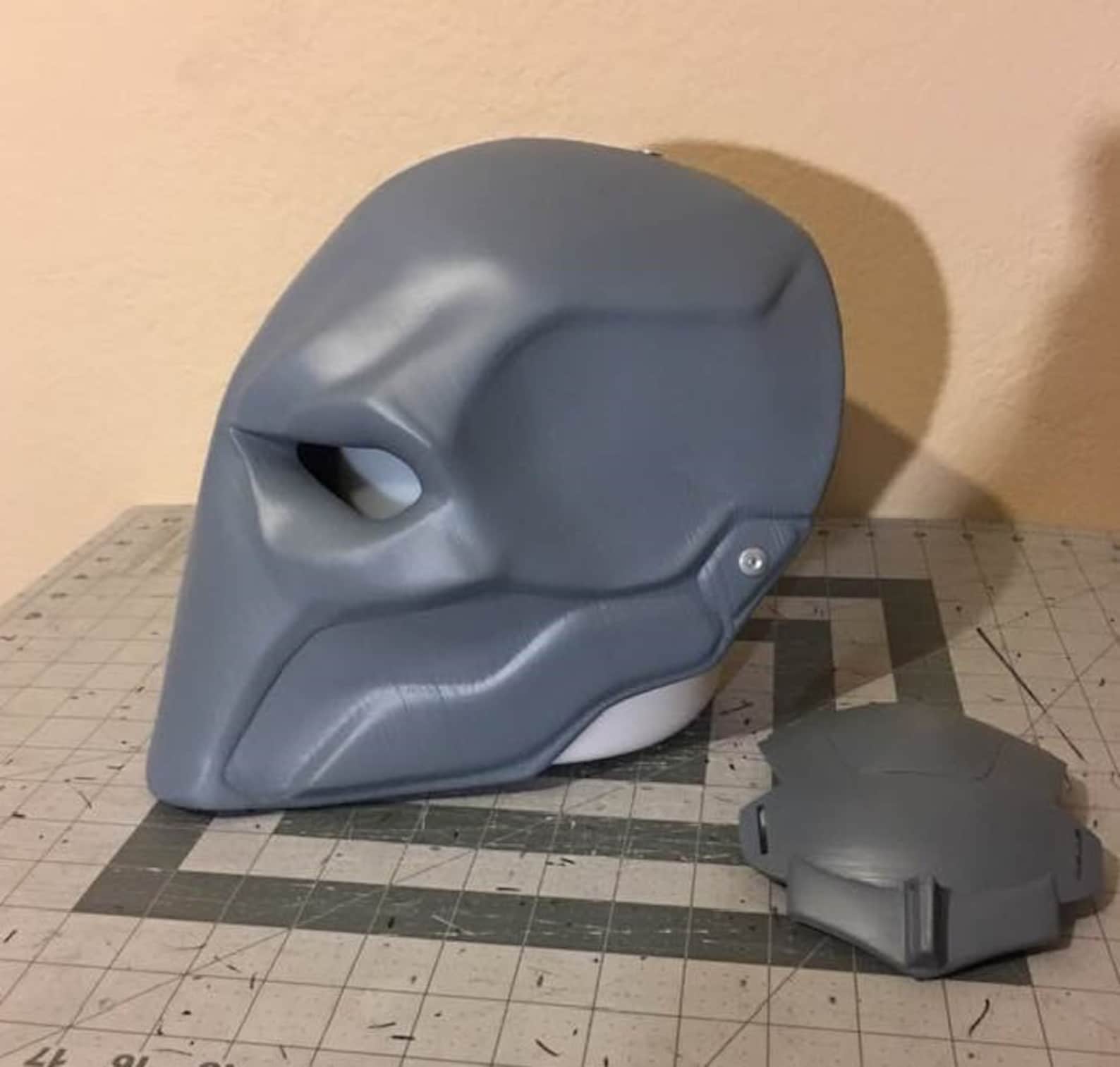 Deathstroke / Slade Mask and Back-plate Primed and Sanded and Ready to ...