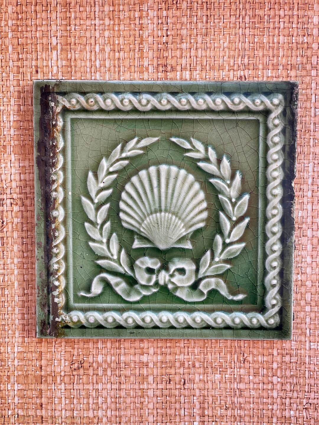 Vintage Glazed Trent Tile With Sea Shell Bow Design - Etsy