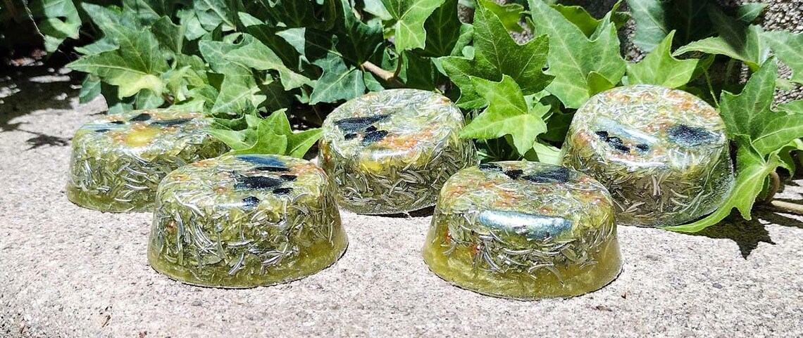 Orgone Energy Tower Buster set of 5 Clear Quartz Black - Etsy