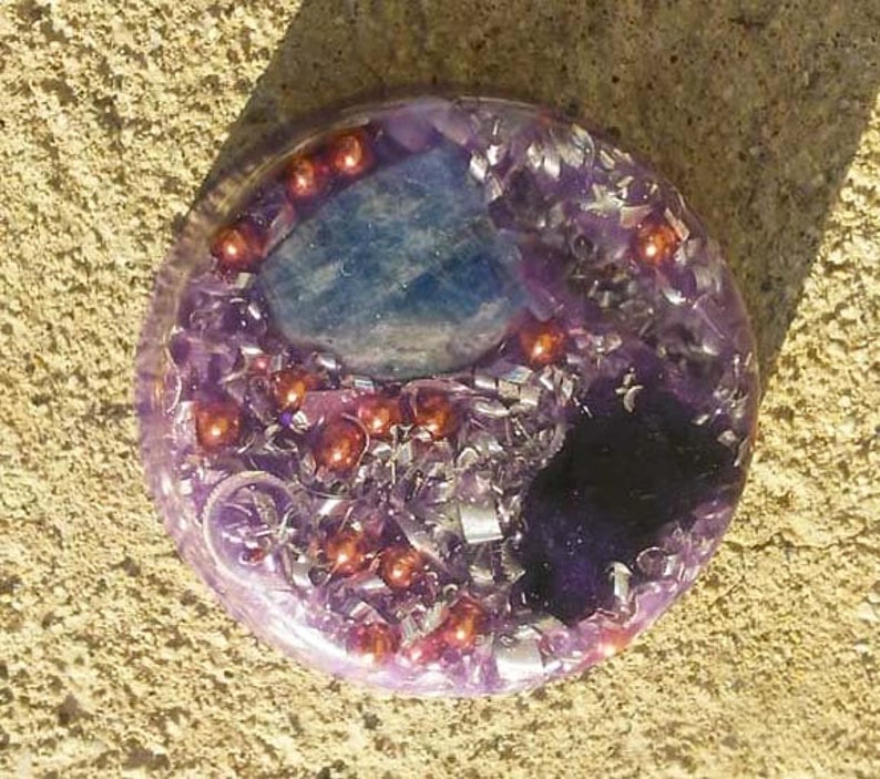 Purple Power Orgone Energy Tower Buster (set of 5) Clear Quartz Black ...