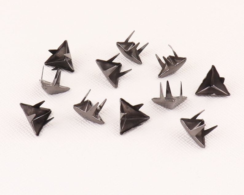 Black Triangle Metal Studs Spikes 100pcs Rivets Studs Spikes | Etsy