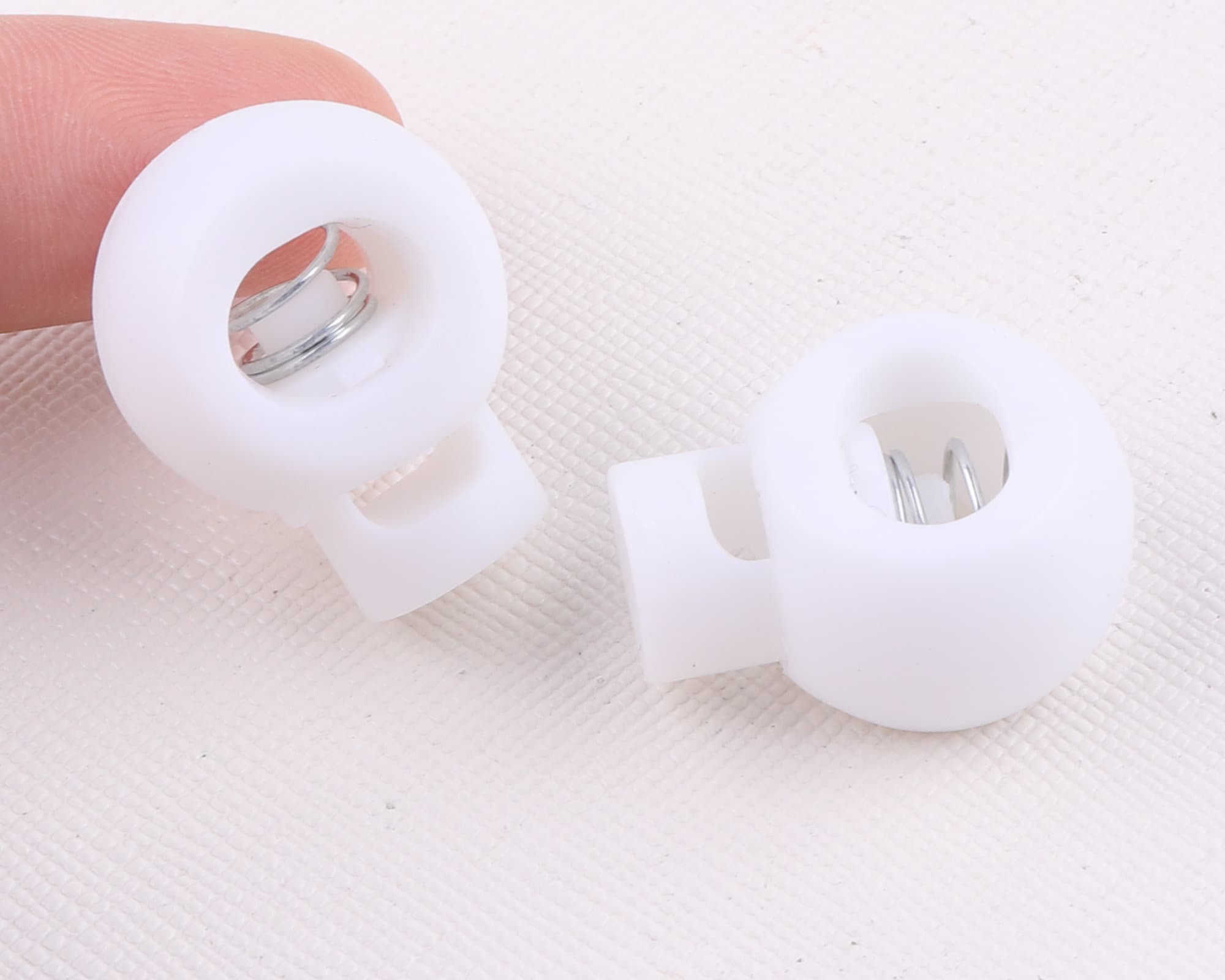 40pcs 9mm Single Hole Plastic Cord Lock,white Cord Lock,spring Cord ...