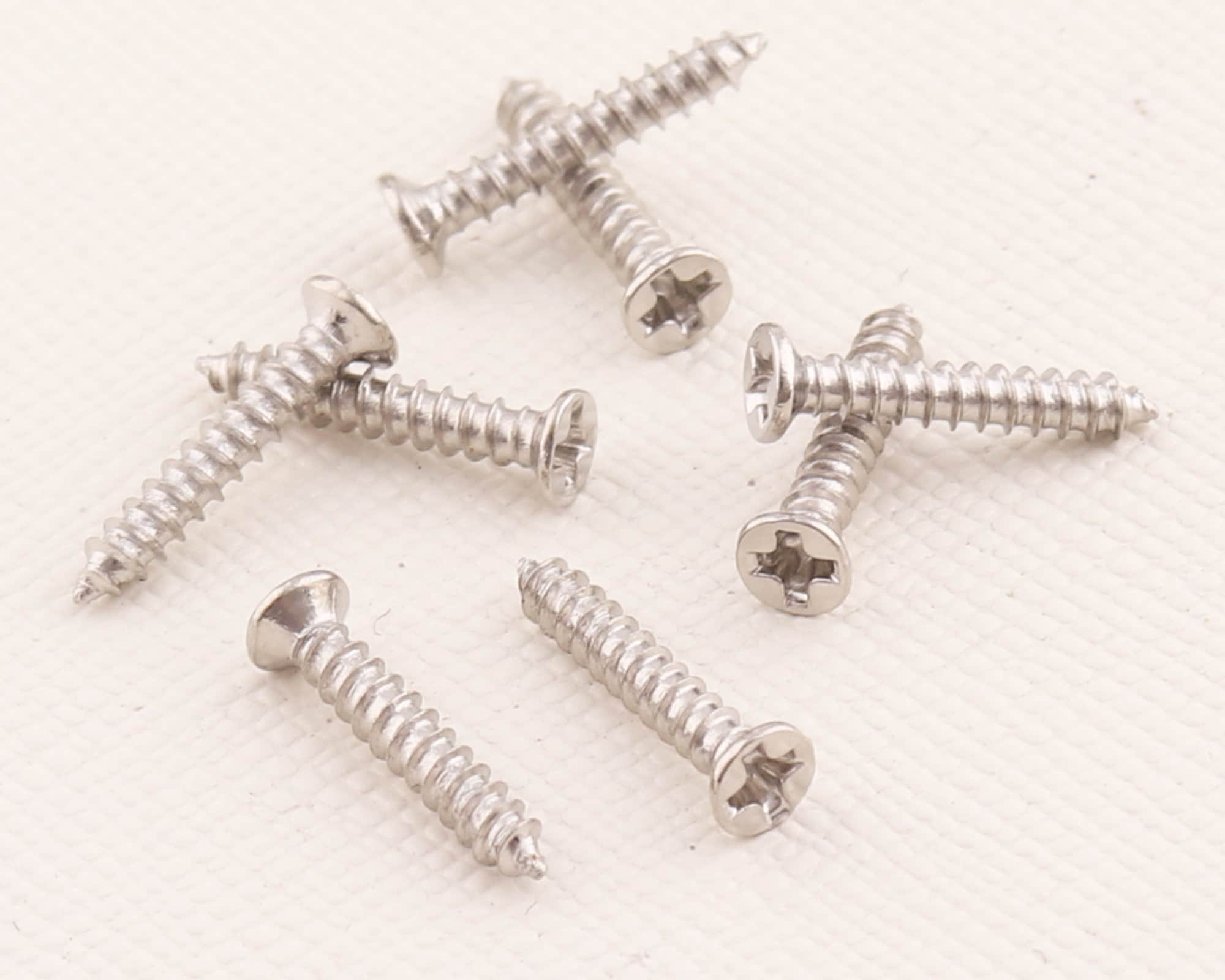 Hammered Pyramid Style Hardware