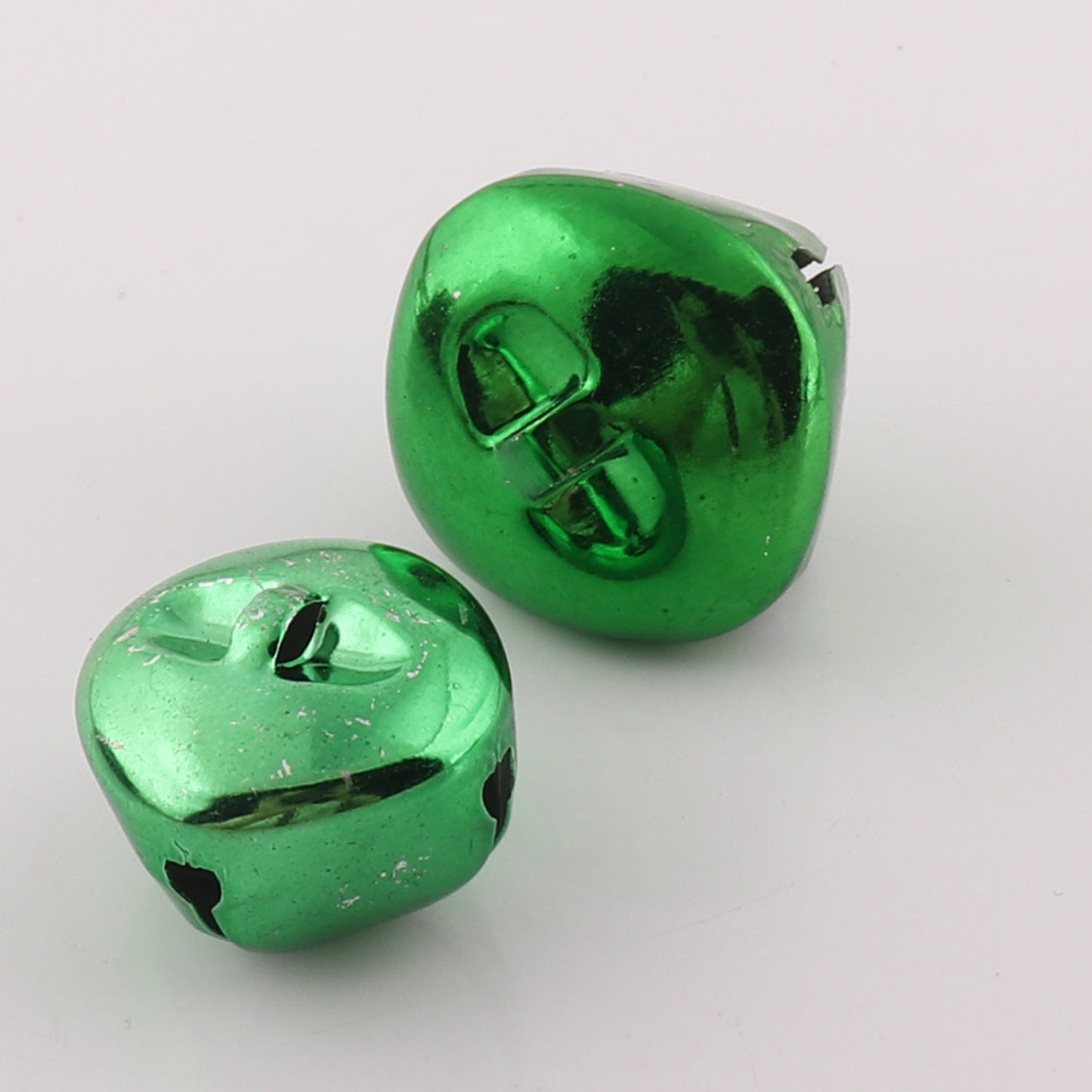 30 Metal Green Jingle Bellchristmas Bellsdancing Bellscraft - Etsy