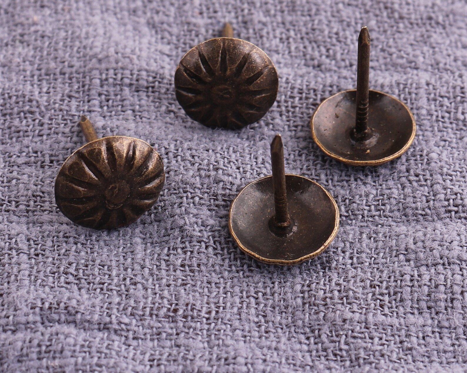 40pcs Round Upholstery Tack Screw,pin Pushpin ,11mm Thumbtack ...