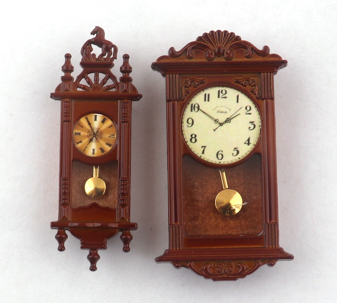 1:12 Exquisite Antique Wooden Clock Mini Vintage Pendulum Wall Clock ...