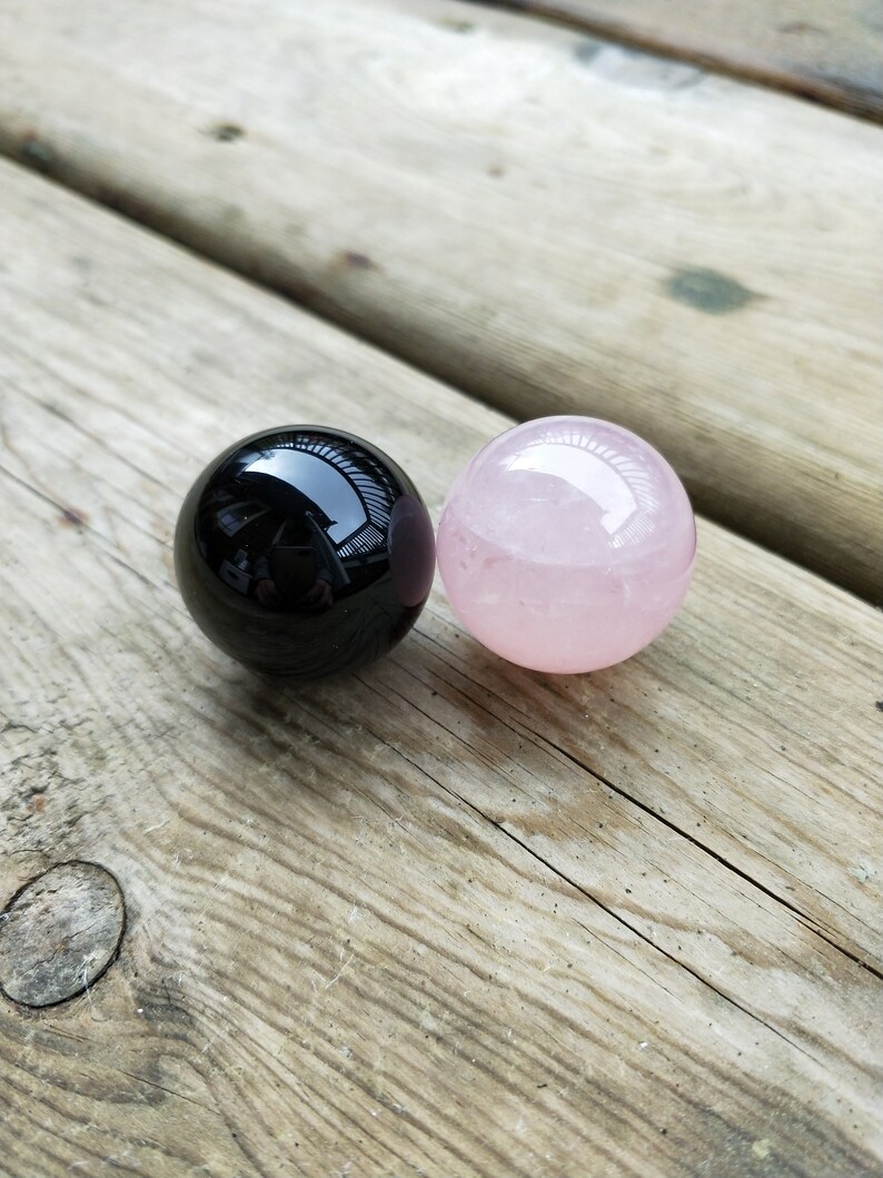 Ben Wa Balls Set of 2-Rose Quartz & Black Obsidian Kegel Balls - Etsy.de