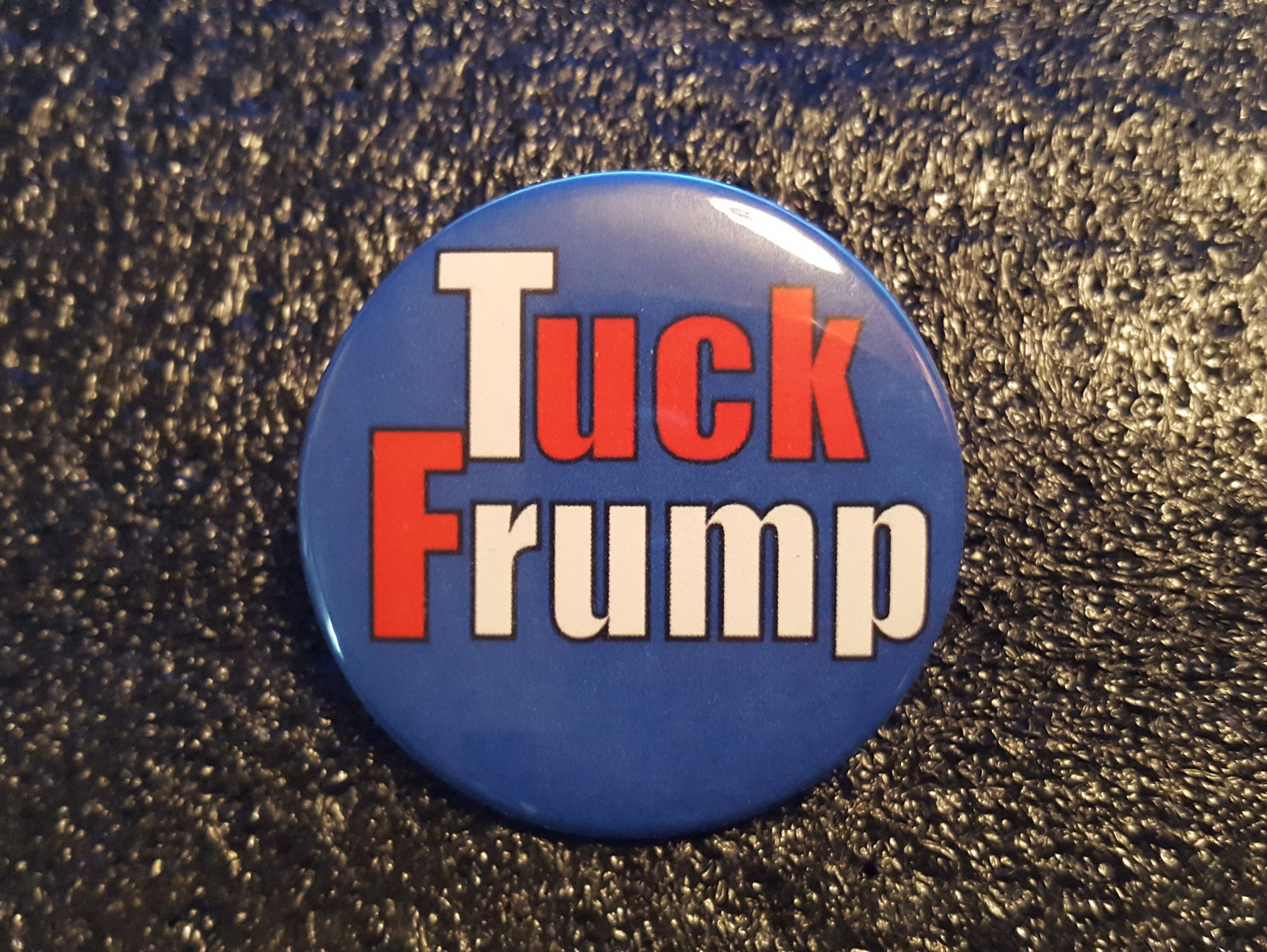 Tuck Frump Un poco de Trump Wordplay botón pinback - Etsy España