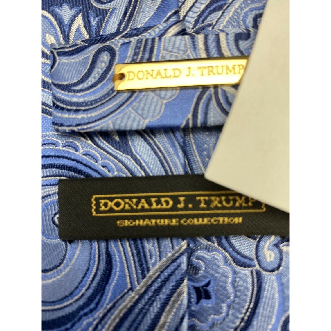 Donald J. Trump Signature Collection Blue Silver Paisley Luxury Tie 61 ...
