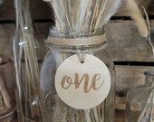 Rustic Wooden Table Number Tag // Farmhouse Style // Wedding - Etsy