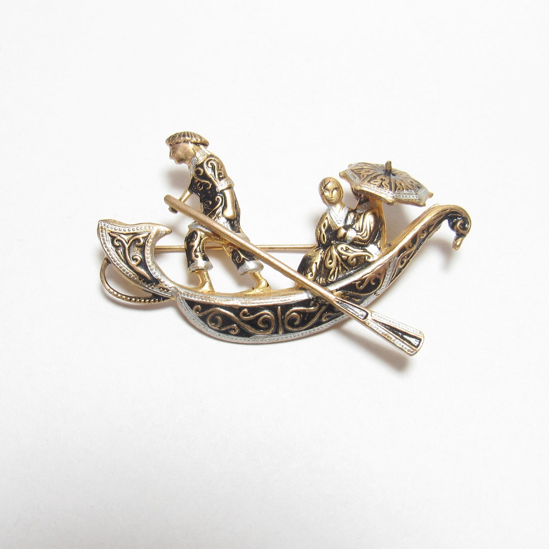 Gold Tone Metal Gondola Boat With Gondolier and Couple Brooch Pin 1960 ...