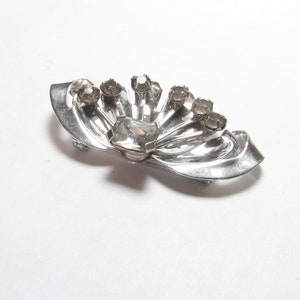 LEO GLASS Sterling Silver White Rhinestone Fan Design Brooch 1950's ...