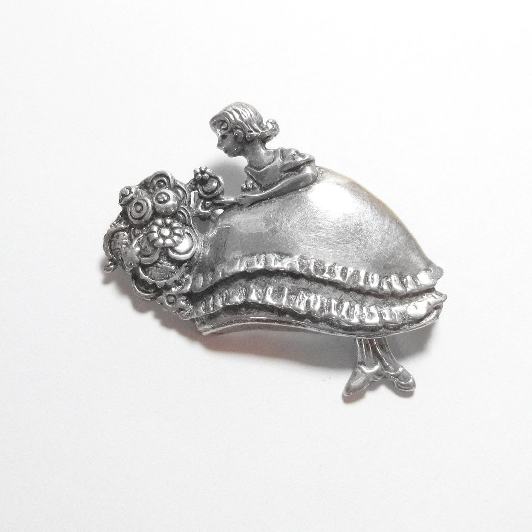 Large EFS Sterling Silver Woman in Wide Dress With Movable Legs Brooch ...