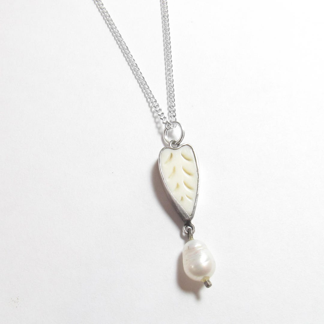 JANICE LEE RIPLEY Sterling Silver Freshwater Pearl and Carved Cow Bone ...