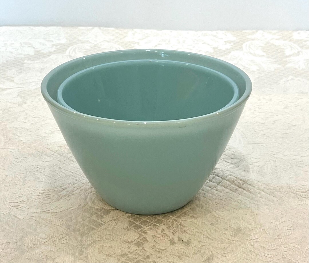 2-pc Vintage Fire-king Mixing Bowls Turquoise Blue - Etsy