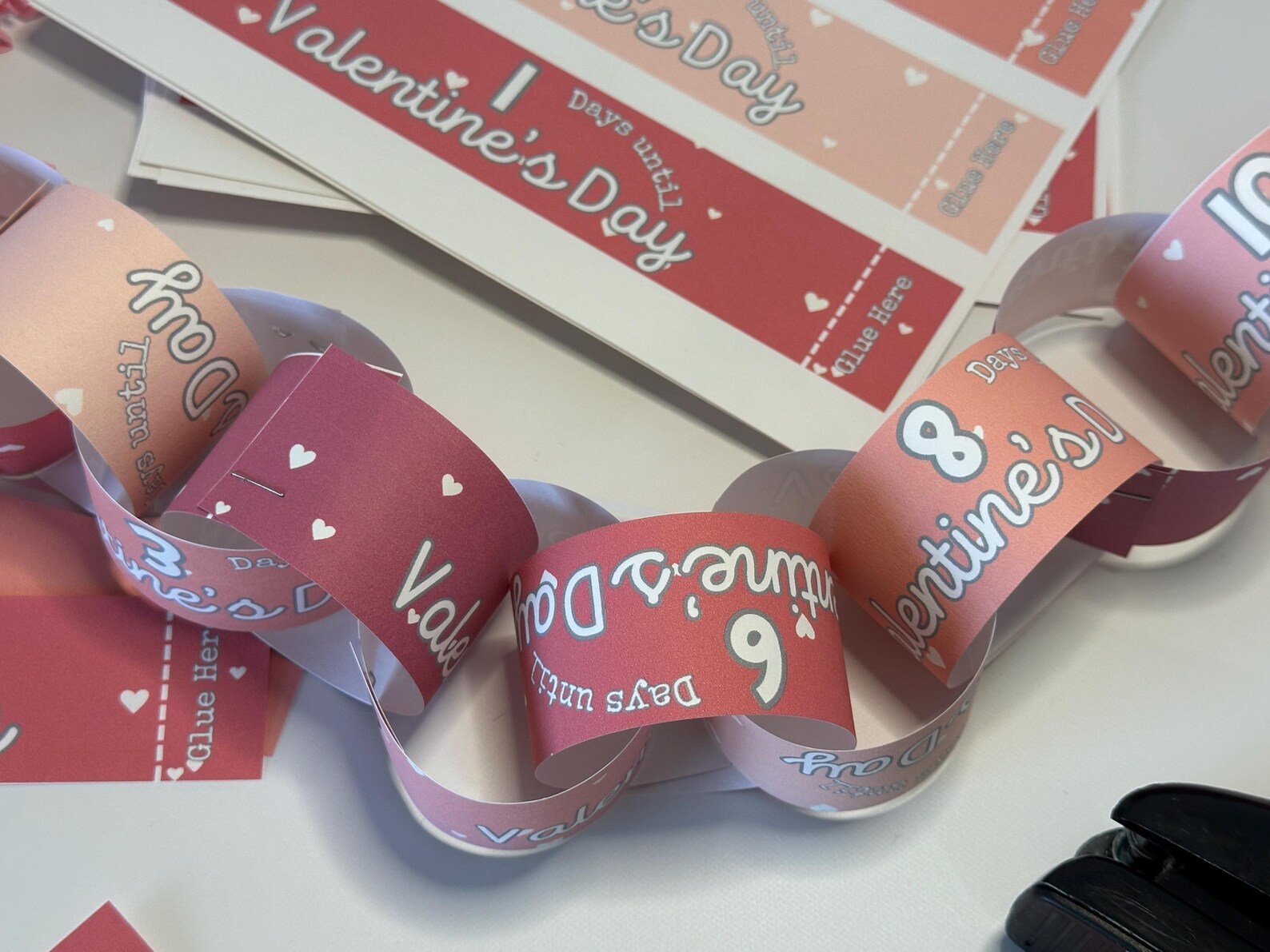 Valentine's Day Paper Chain| Valentine's Day Printable Paper Chain ...