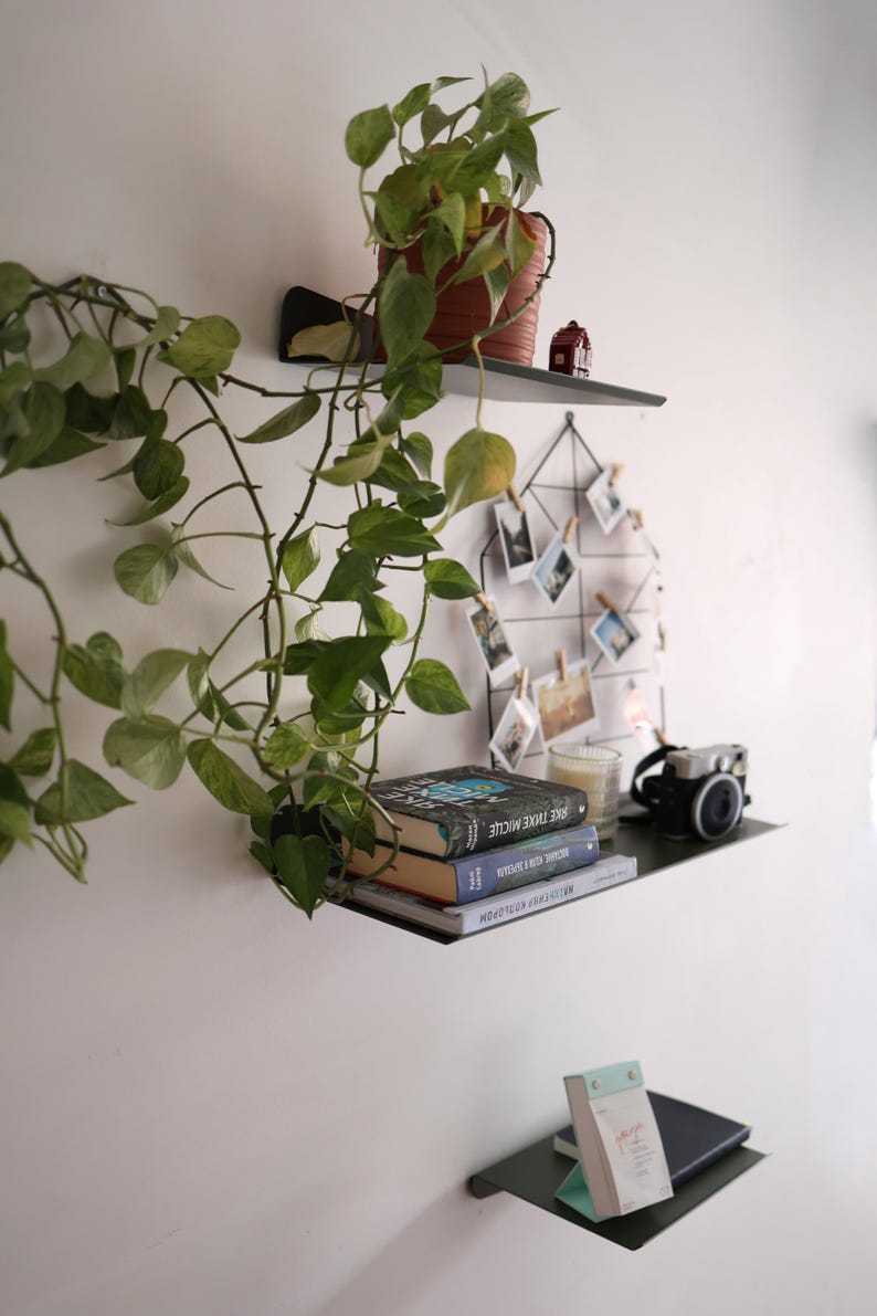 Dark Green Bent Metal Shelf, Sturdy Floating Bookshelf, Modern Wall ...