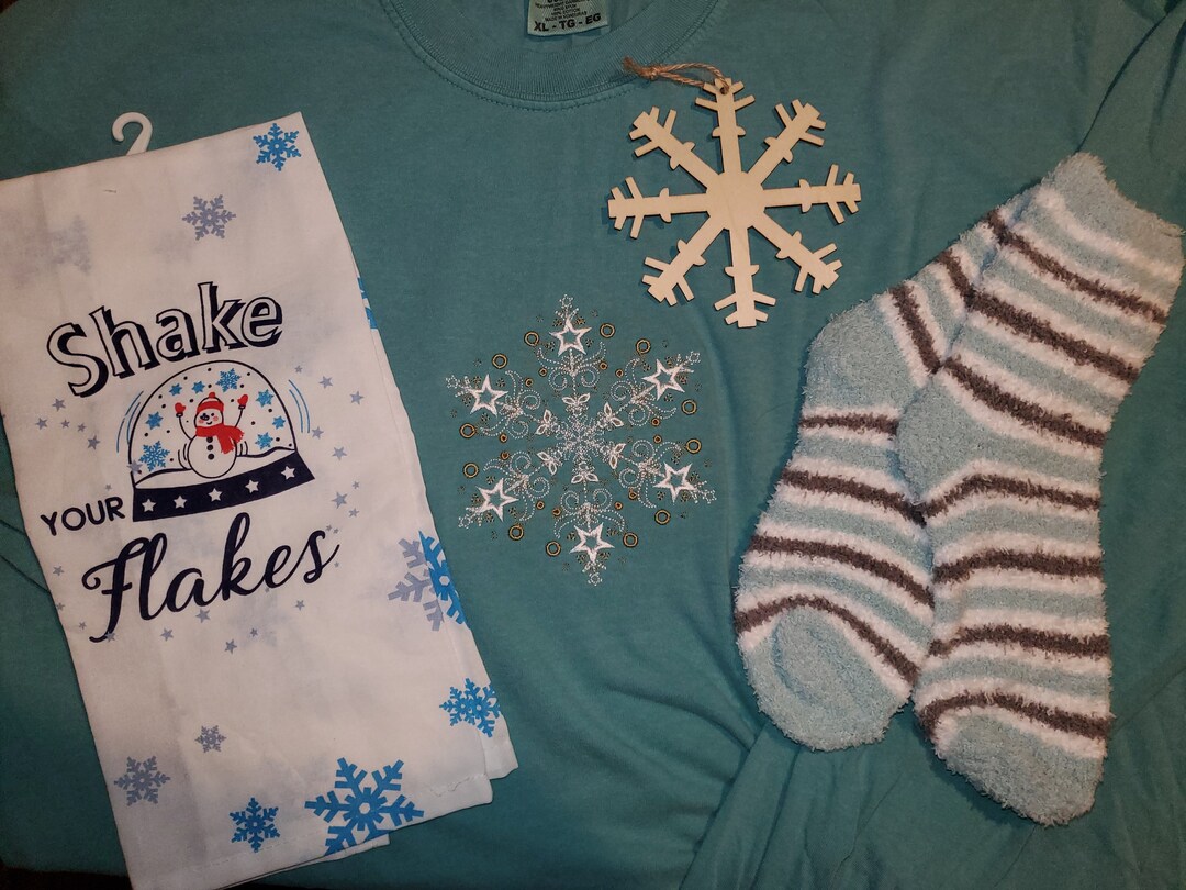 Embroidered Snowflake Winter Themed Gift Box - Etsy