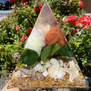 Earth Tone Rose Bouquet Pyramid - Etsy