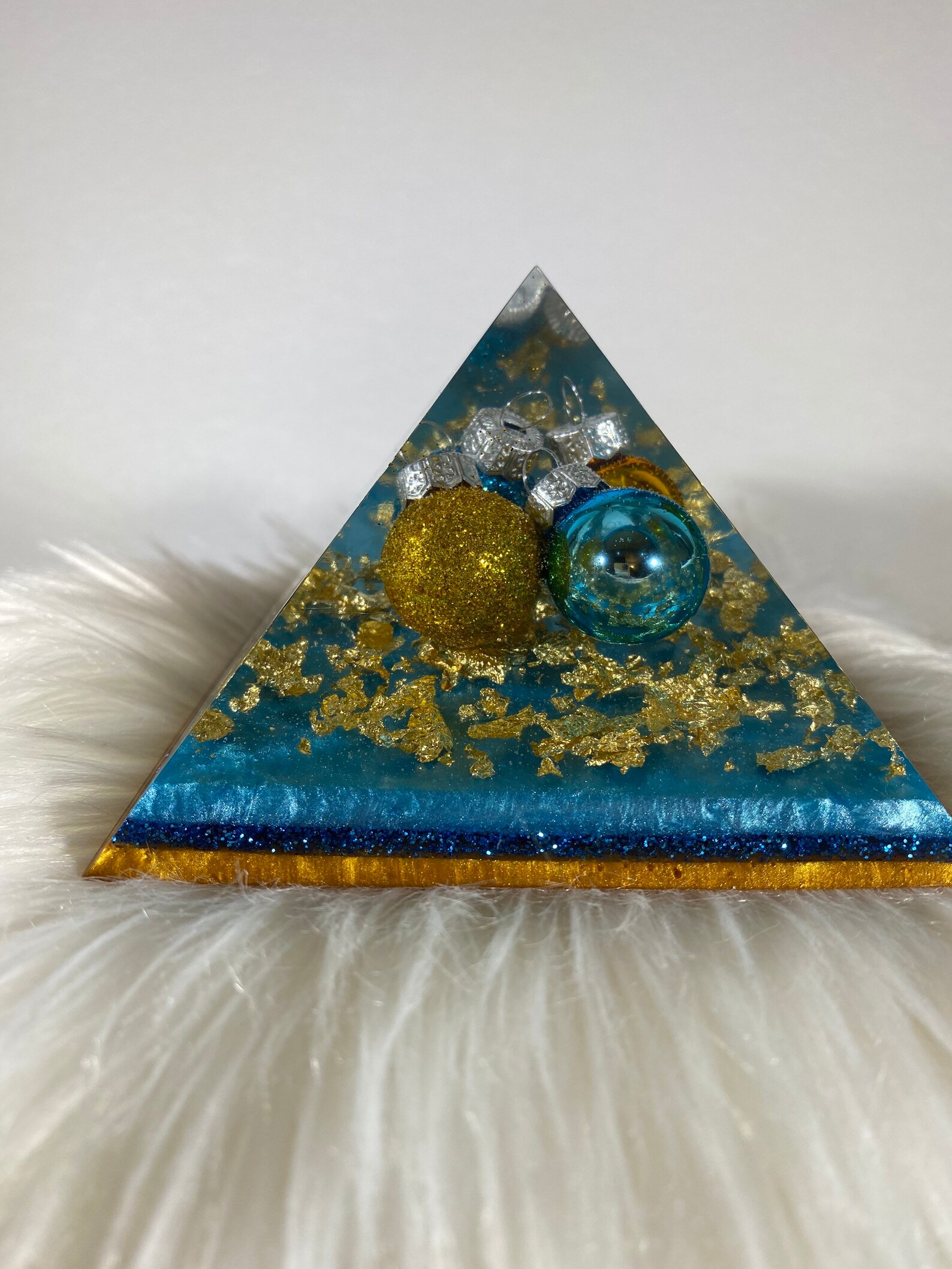 Blue and Gold Ornament Mini Pyramid Home Decor Resin Pyramid - Etsy