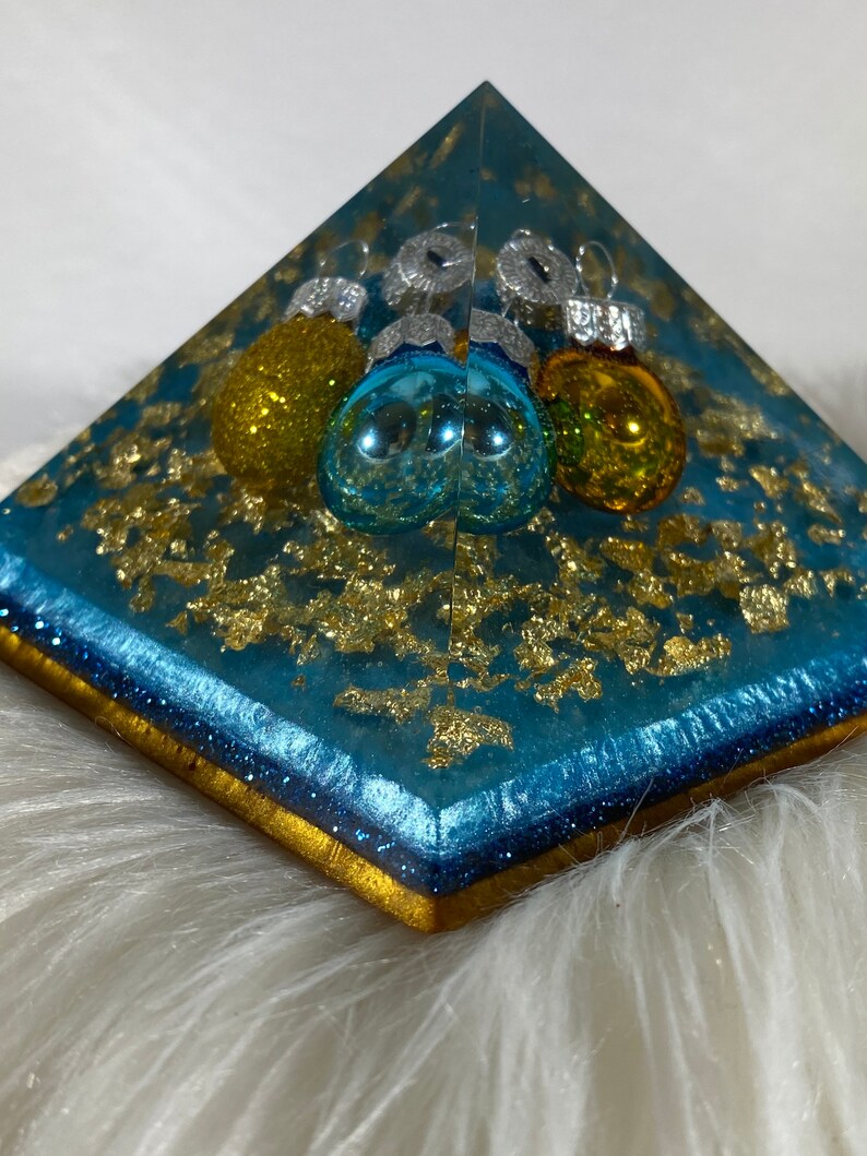 Blue and Gold Ornament Mini Pyramid Home Decor Resin Pyramid - Etsy