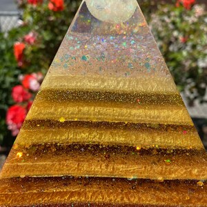 Clear Quartz Pyramid, Home Decor, Centerpiece, Crystal Art - Etsy
