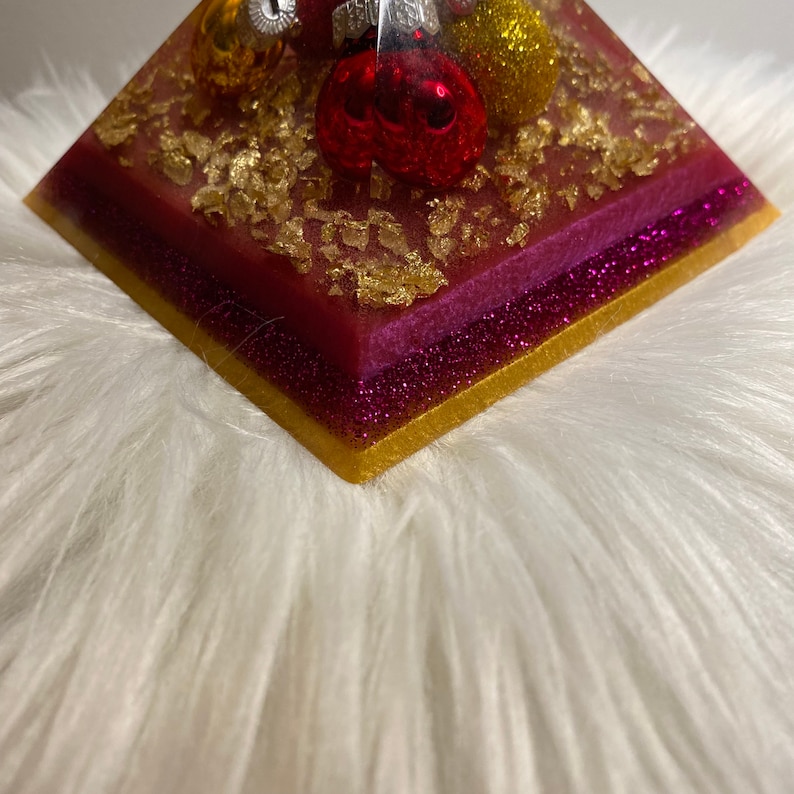Fuchsia and Gold Ornament Mini Pyramid Resin Pyramid Holiday | Etsy