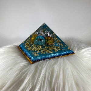 Blue and Gold Ornament Mini Pyramid, Home Decor, Resin Pyramid - Etsy