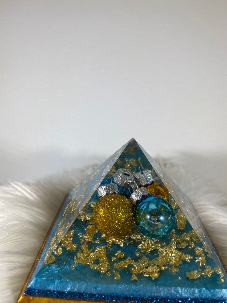 Blue and Gold Ornament Mini Pyramid Home Decor Resin Pyramid - Etsy