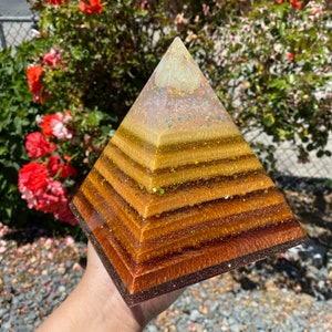 Clear Quartz Pyramid, Home Decor, Centerpiece, Crystal Art - Etsy