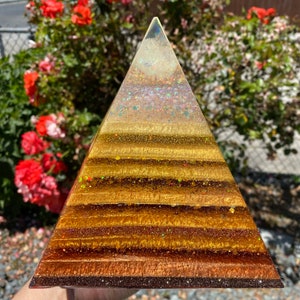 Clear Quartz Pyramid, Home Decor, Centerpiece, Crystal Art - Etsy
