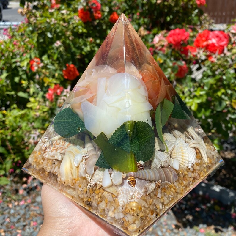 Earth Tone Rose Bouquet Pyramid - Etsy