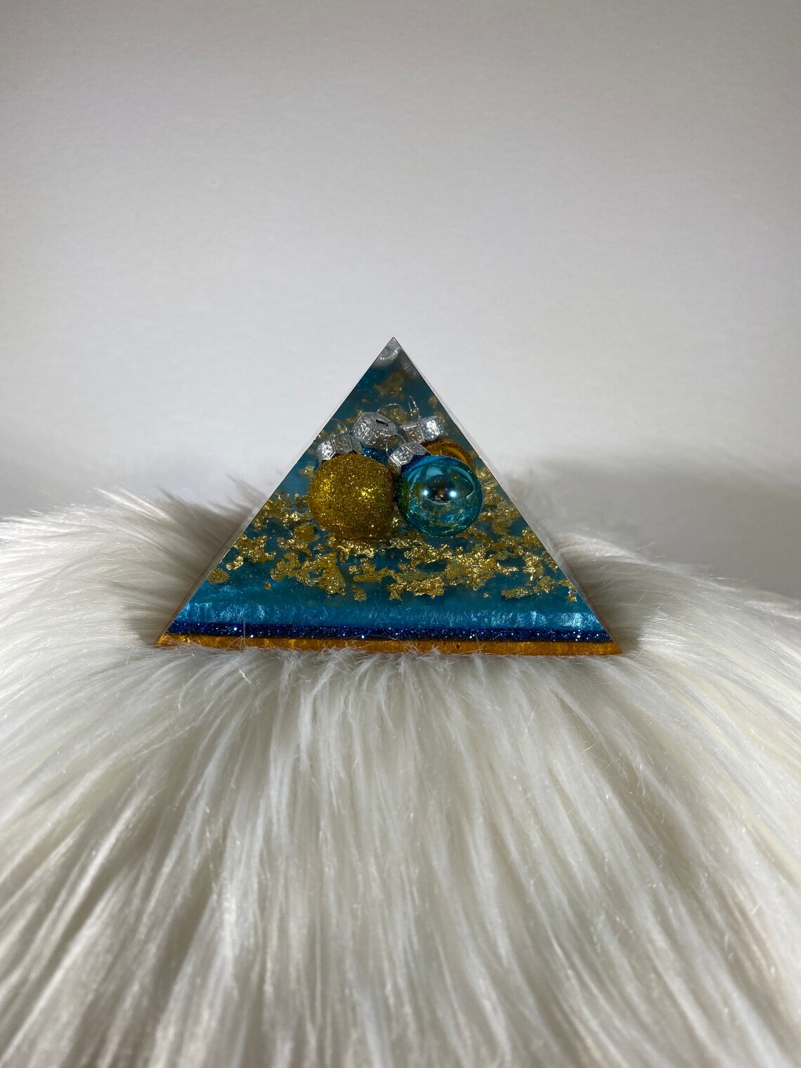 Blue and Gold Ornament Mini Pyramid Home Decor Resin Pyramid - Etsy