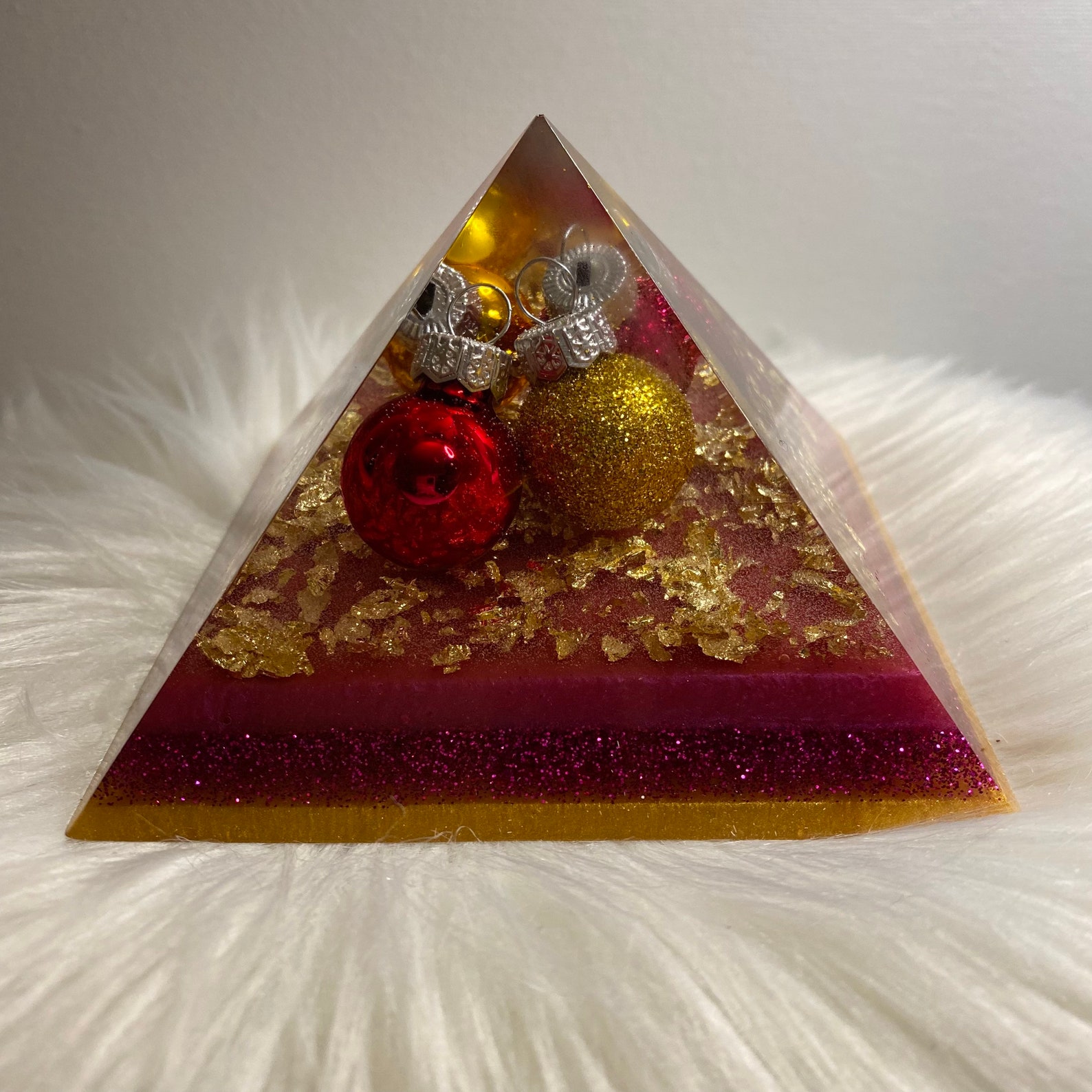 Fuchsia and Gold Ornament Mini Pyramid Resin Pyramid Holiday | Etsy