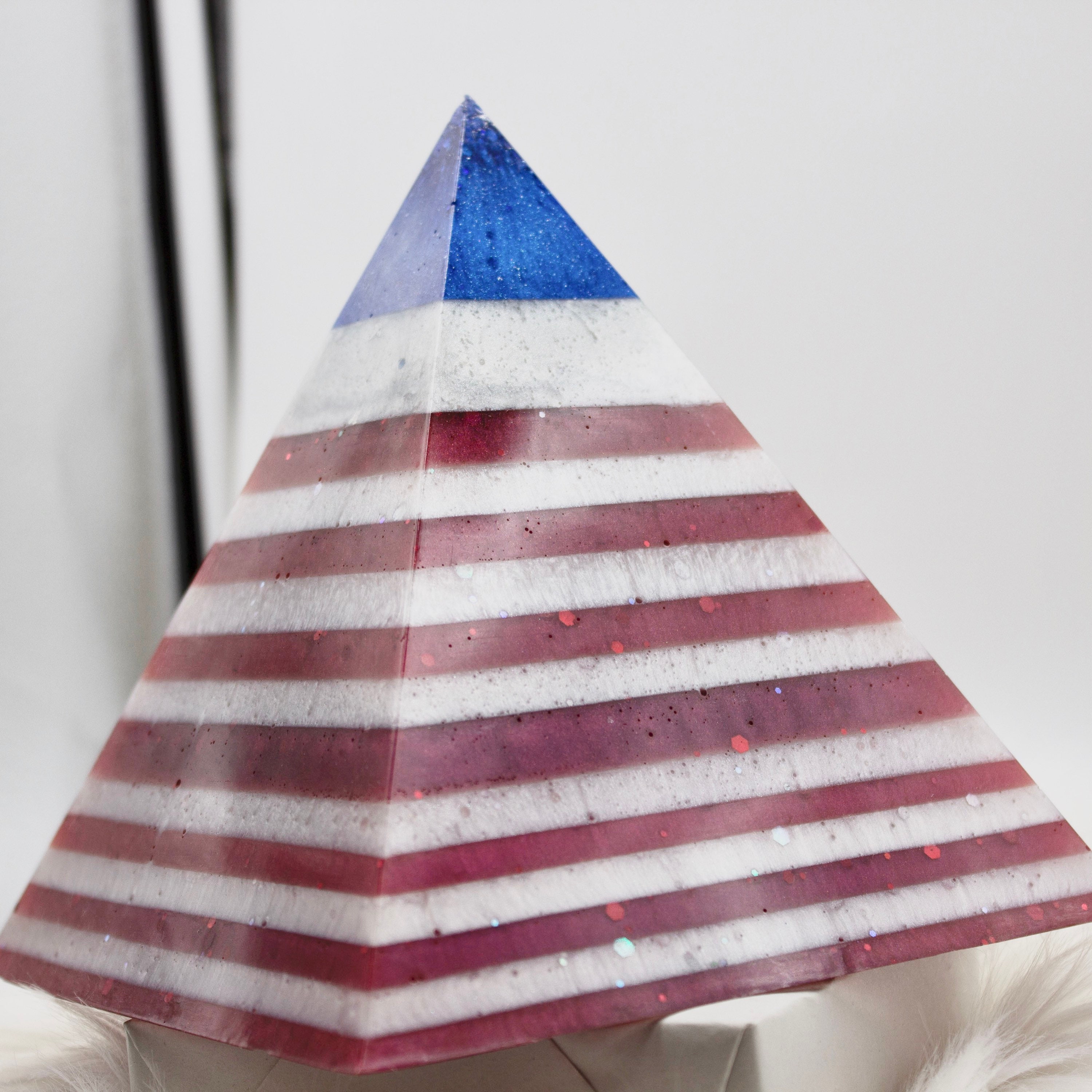 American Flag Inspired Pyramid, Resin Art Pyramid, Mica Pigment, Chunky ...