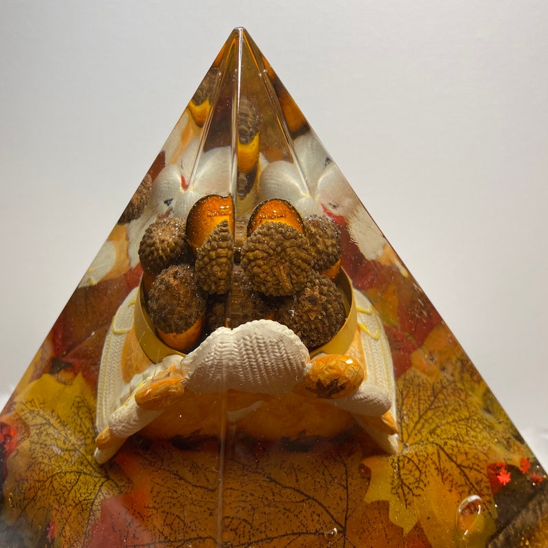 Thanksgiving Turkey Pyramid With Leaves and Acorns Home - Etsy