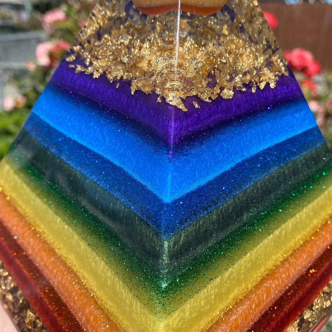 Seven Chakra Sphere Pyramid, Home Decor, Centerpiece, Crystal Art - Etsy
