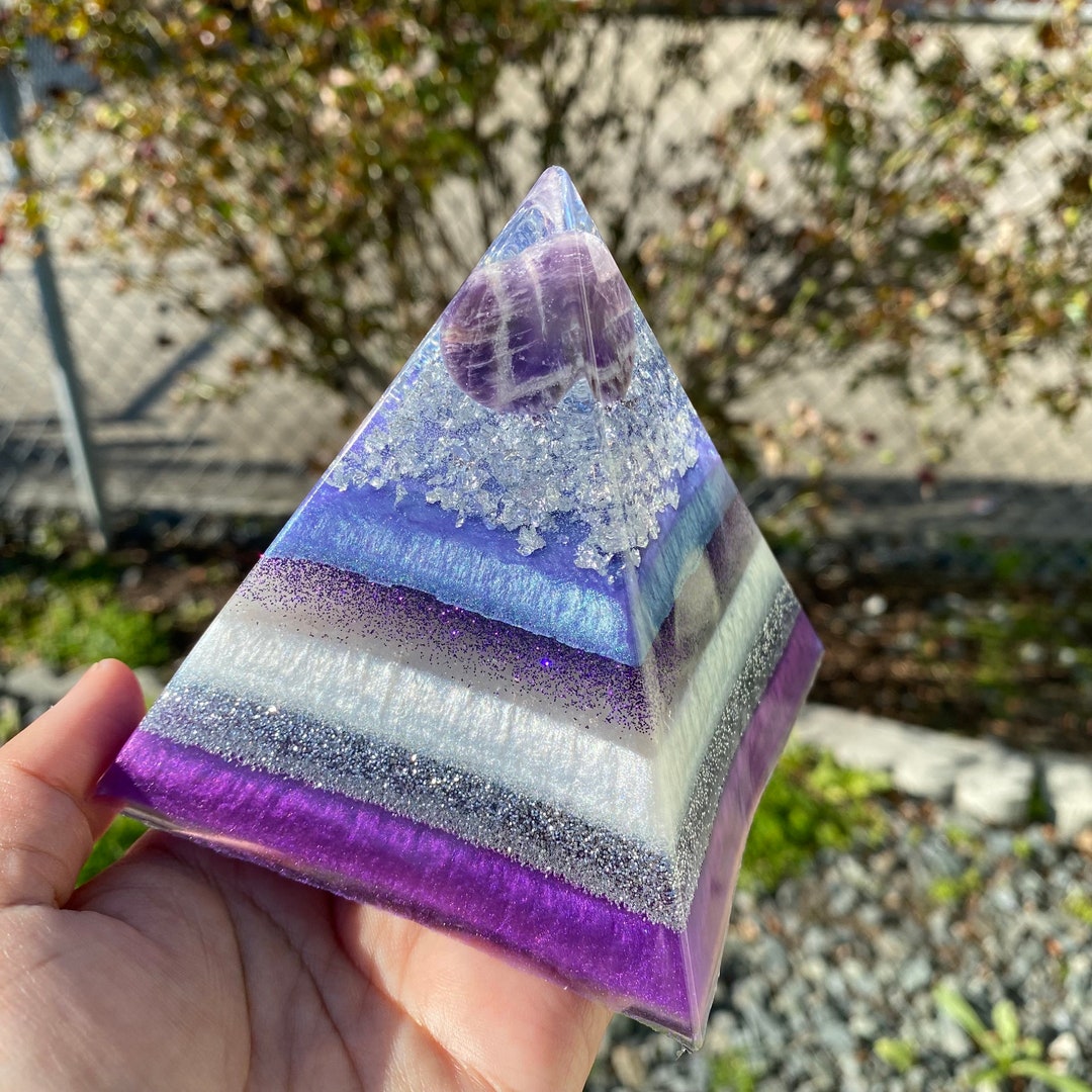 Amethyst Heart Mini Pyramid - Etsy