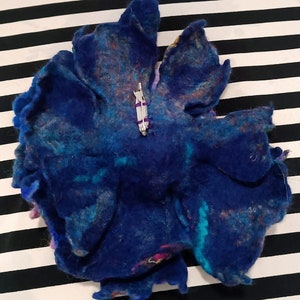 Felted Brooch Fiber and Textile Art Artistic Brooch Felt Accessory Hand ...