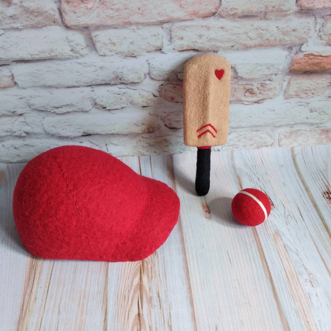 Newborn Felted Cricket Set: Cricket Bat and Ball, Felted Baseball Cap ...