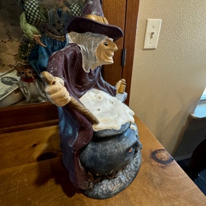 RARE Vintage Halloween Witch and Cauldron Figurine. Ceramic Art ...