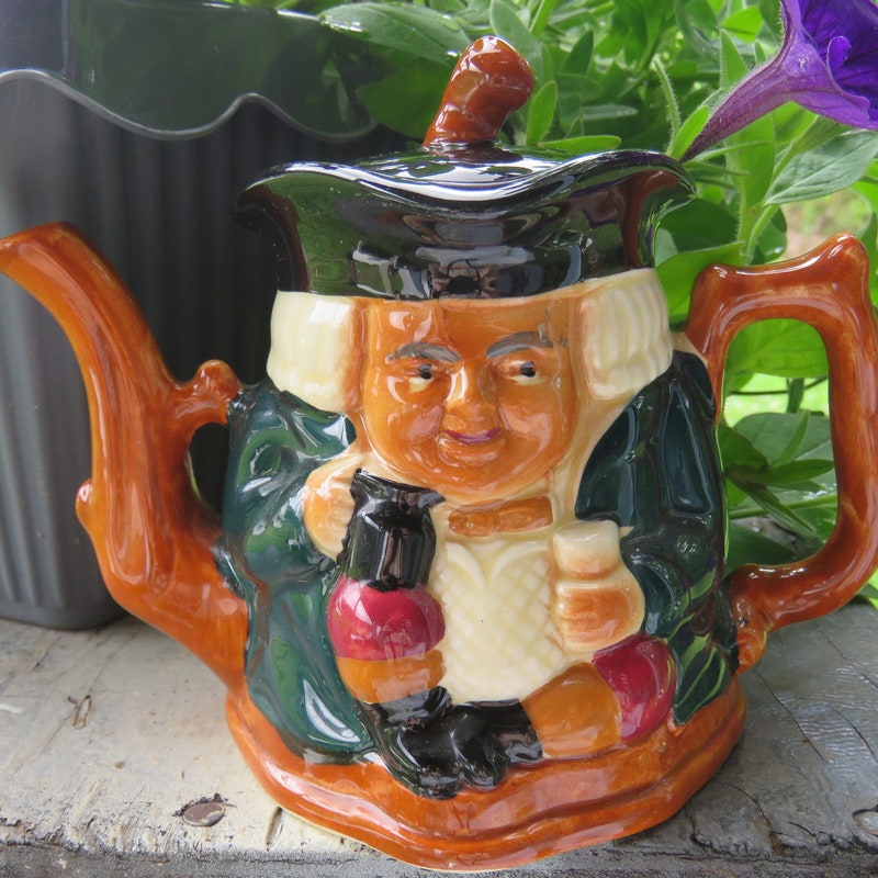 Crown Teapot - Etsy