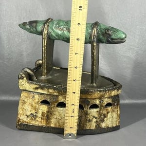 Glazed Slug Box Sad Iron Figurine W Green Slug Handle Signed 1983 ...