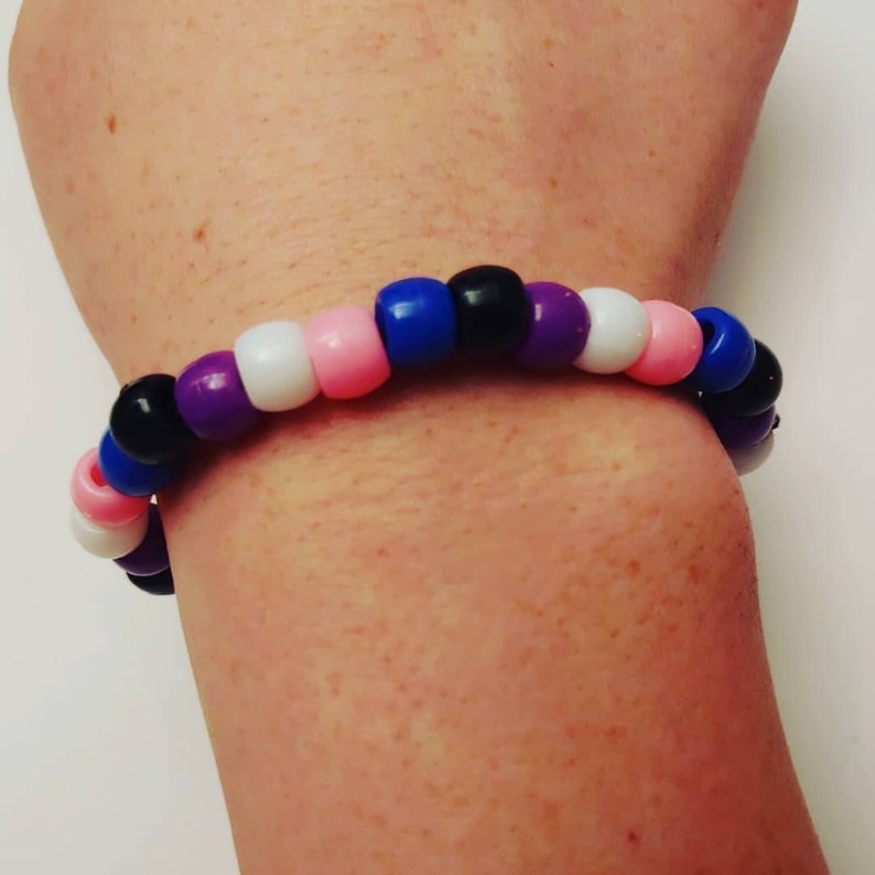 Gender Fluid Pride Bracelet - Custom Pronouns - Etsy